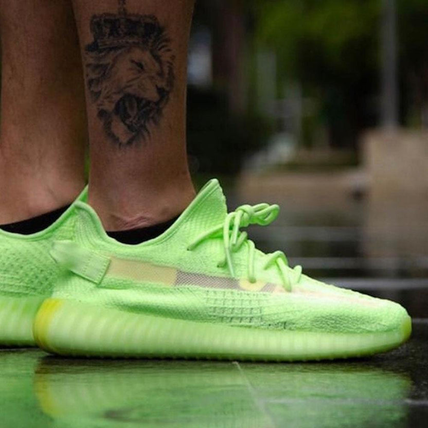 Yeezy Boost 350 V2 'Glow In The Dark' Green — Kick Game